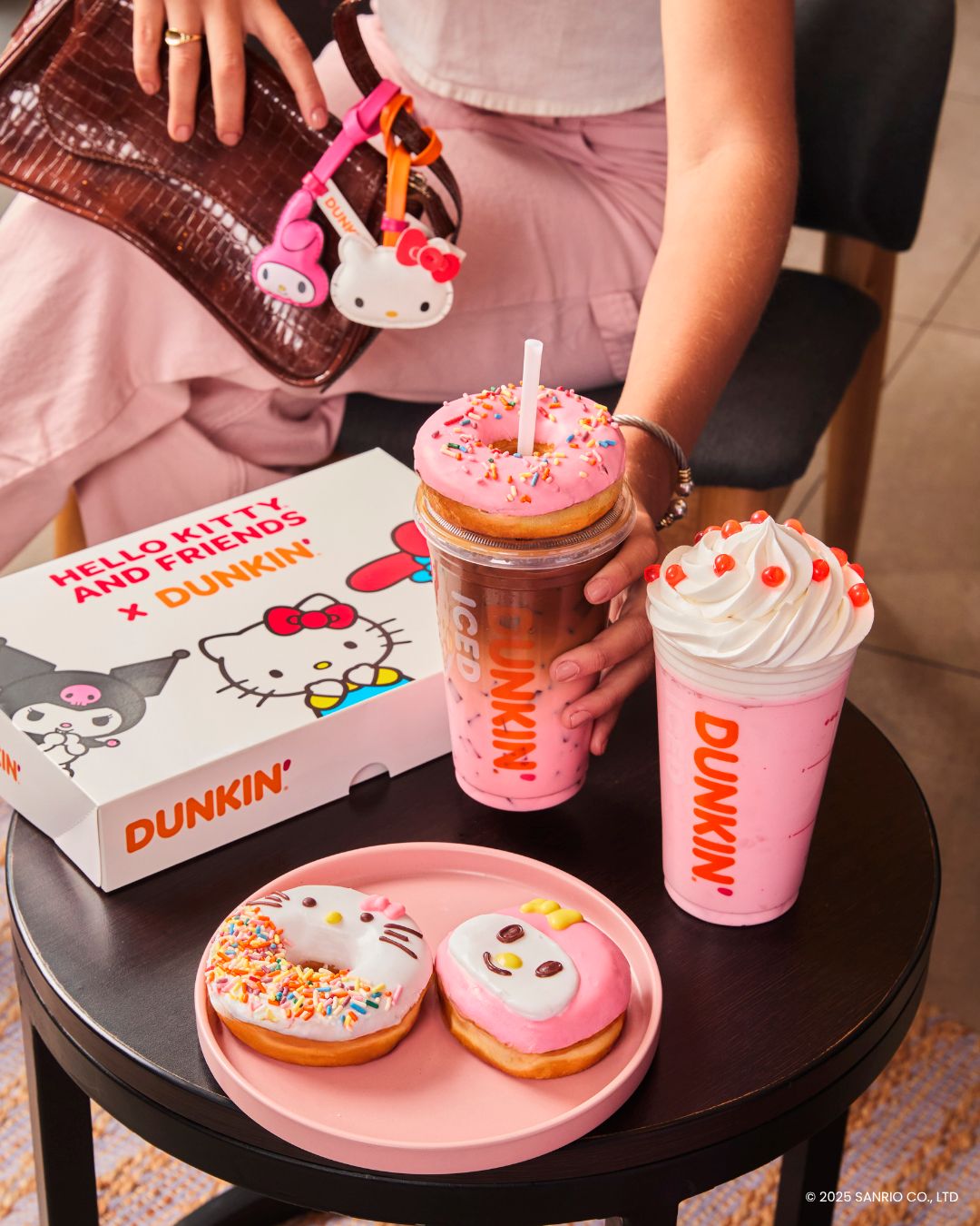 Dunkin’ lanza en Perú su colaboración exclusiva con Hello Kitty and ...